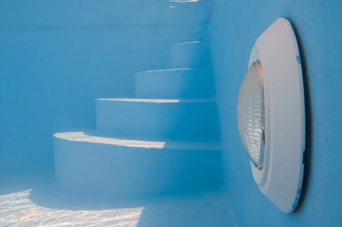 How Many LED Pool Lights Do You Really Need? How to Decide.